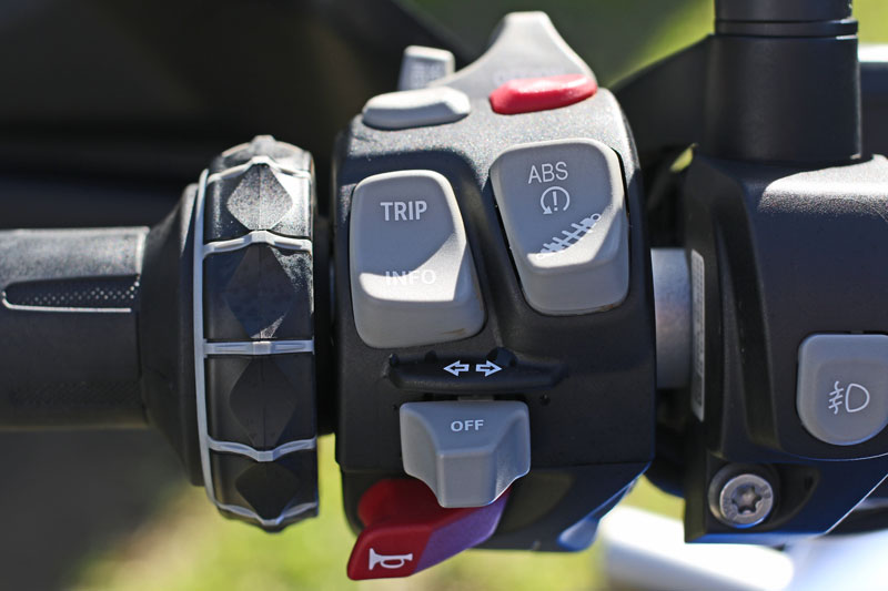 BMW R1200GS Adventure | Dirt Action