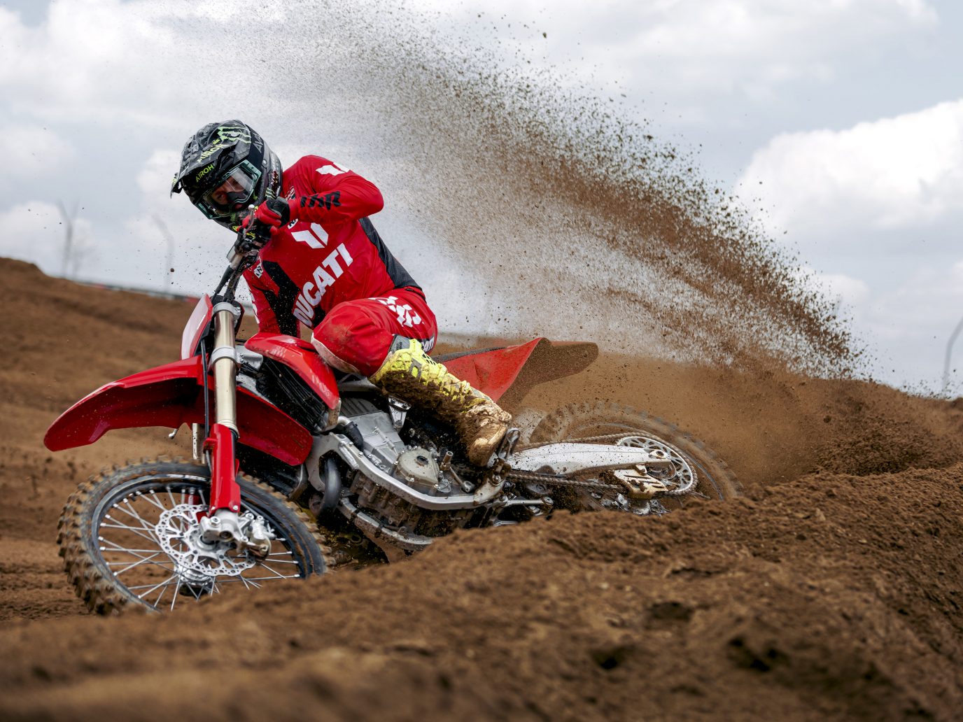 #1 Site for Dirt Bike News & Reviews - Motocross | Enduro | Dirt Action