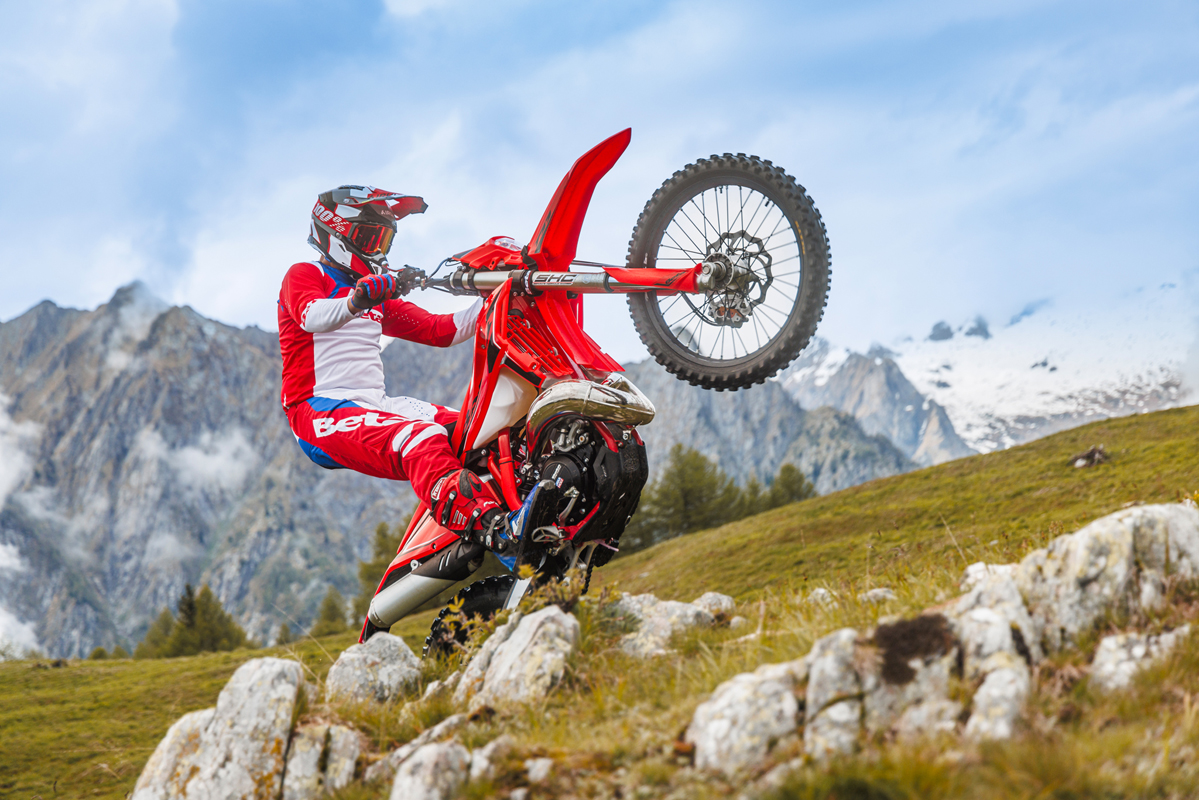 2026 BETA RR X-PRO RANGE: FIRST LOOK | Dirt Action