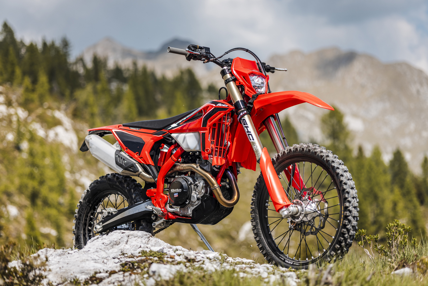 BETA BOOSTS RR X-PRO RANGE FOR MY27 | Dirt Action
